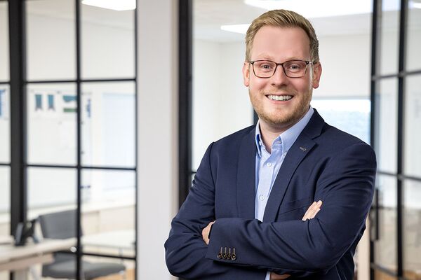 Ansprechpartner - KRÖGER DAF - DAF Sales & Service Partner